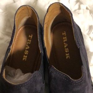 Trask | Shoes | Trask Allison Navy Suede Booties | Poshmark